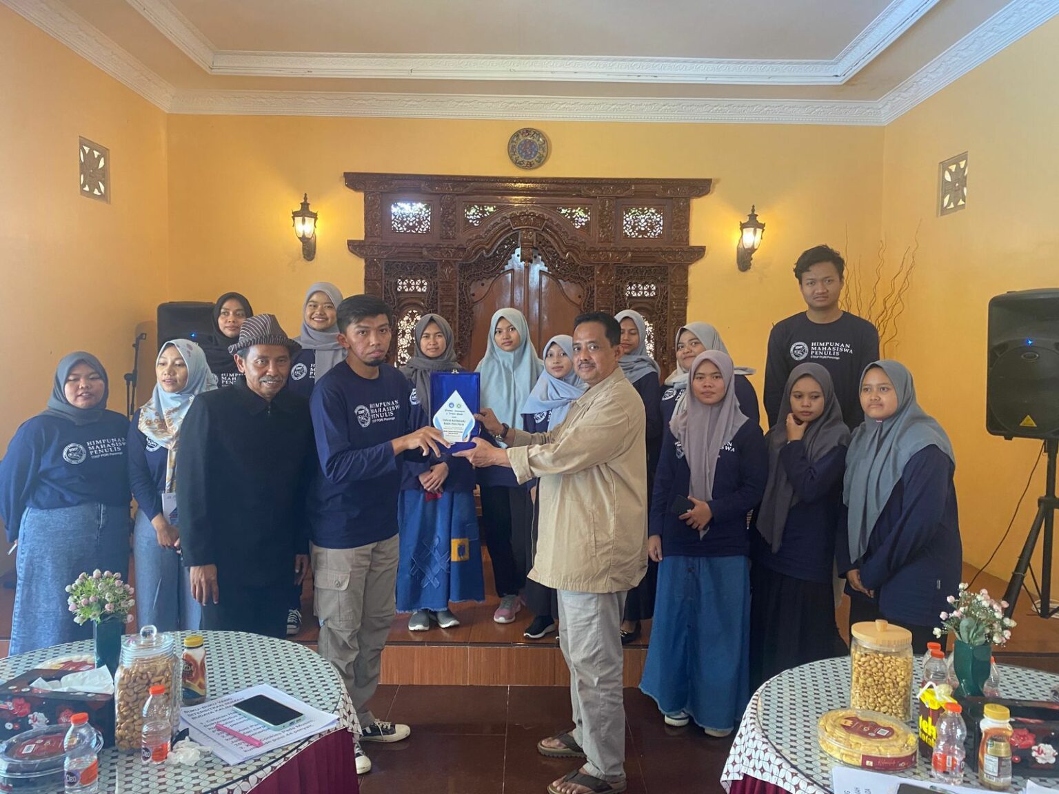 Wisata Literasi ke Rumah Budaya Kalimasada Blitar – STKIP PGRI Ponorogo